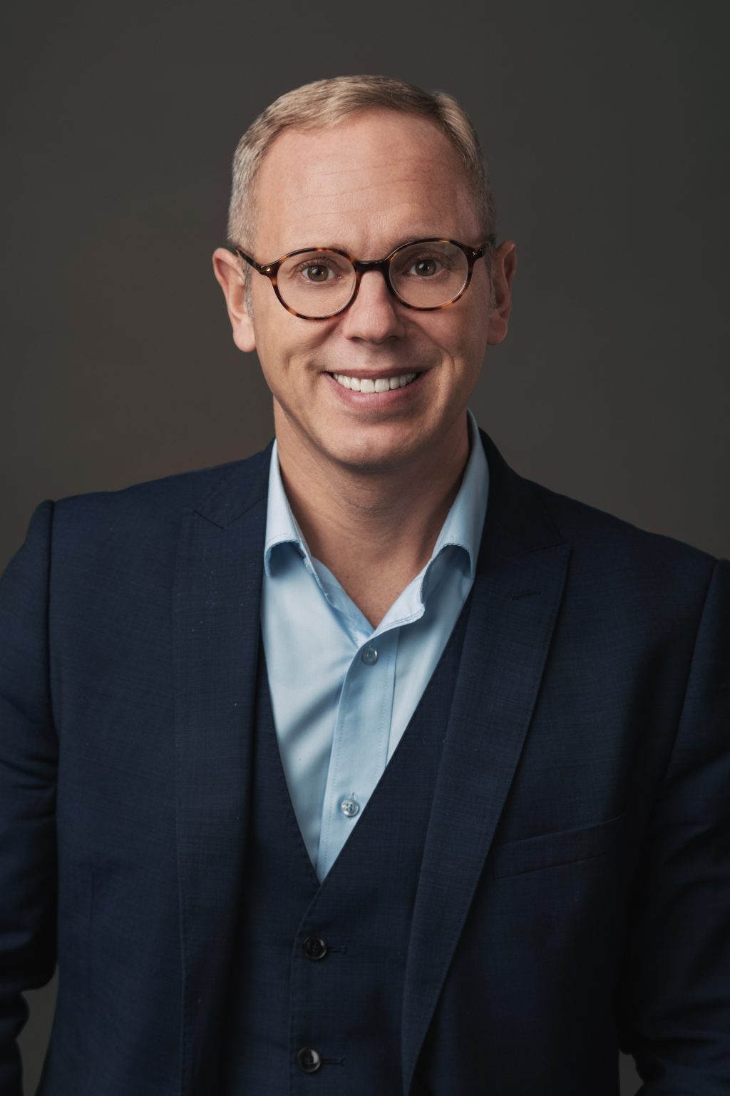 SSAFA announces Rob Rinder MBE as VIP guest speaker at Christmas Carol ...